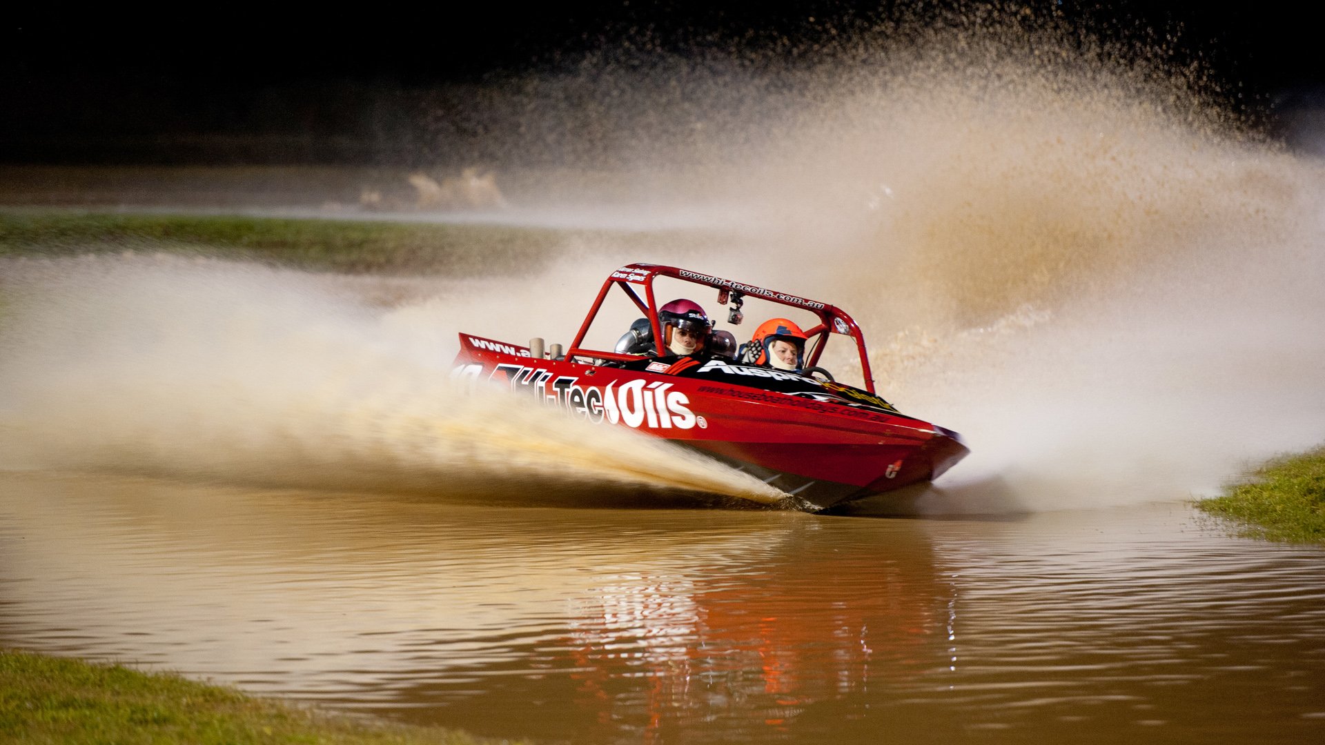 Watch V8 Superboats live or on-demand | Freeview Australia