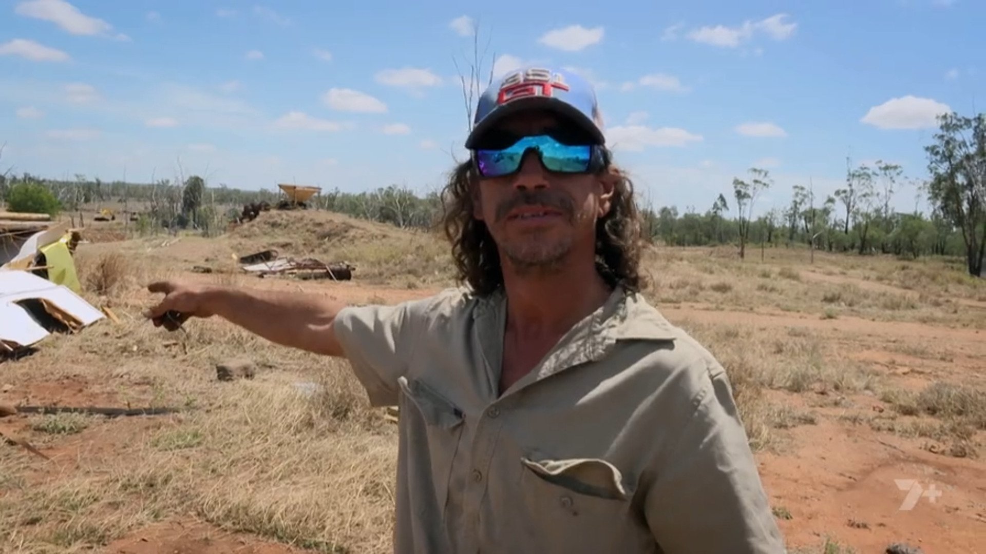 Watch Gem Hunters Down Under live or on-demand | Freeview Australia