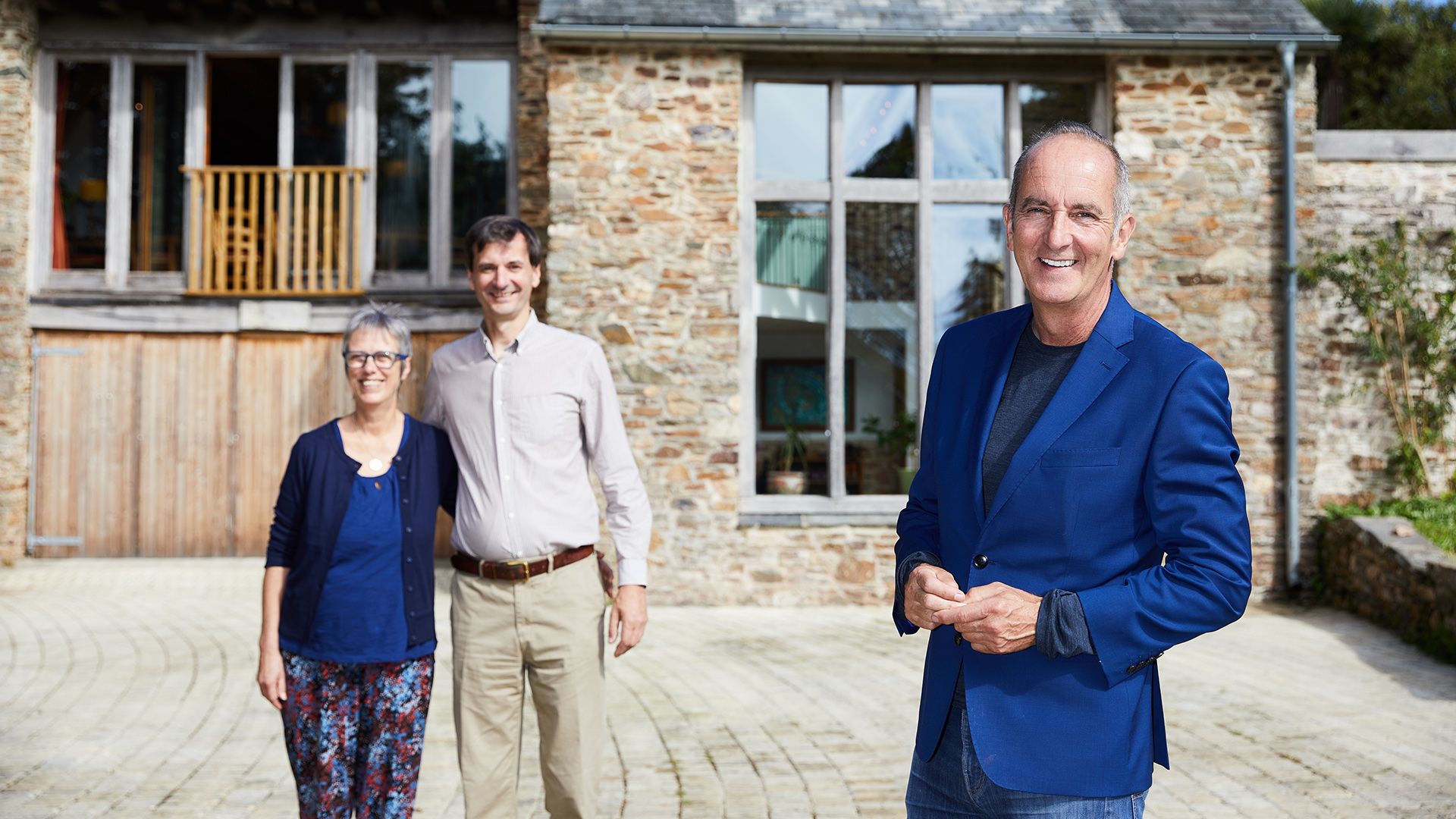 Watch Grand Designs Revisited live or on-demand | Freeview Australia
